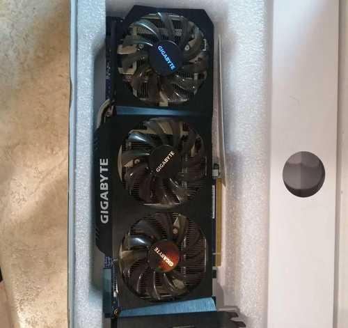 Amd radeon hd 6970 gigabyte 2gb