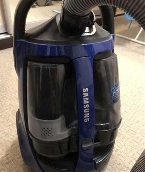 Пылесос Samsung SC8836