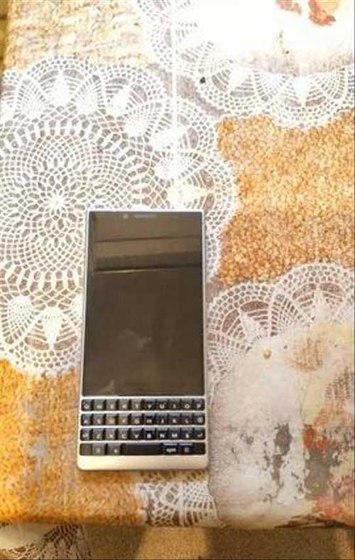 BlackBerry key2 Silver