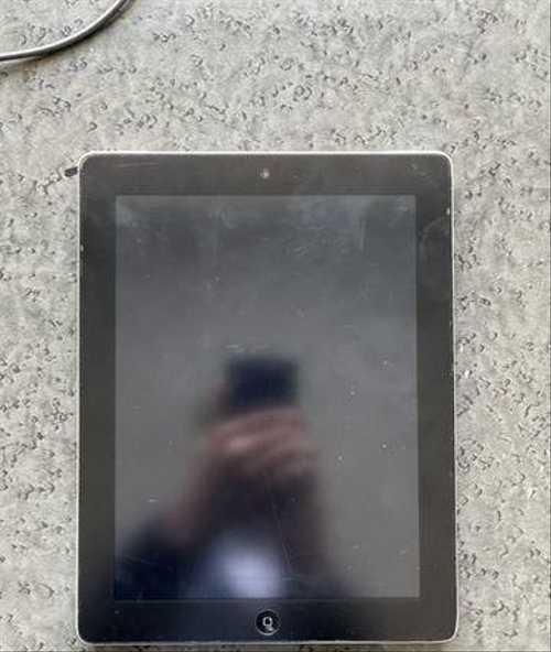 Планшет Apple iPad (4-го поколения) 32GB