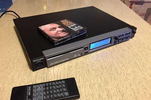 Проигрыватель дисков Tascam CD-01U Professional
