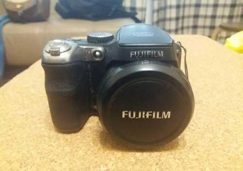 Компактный фотоаппарат Fujifilm Finepix S8000fd