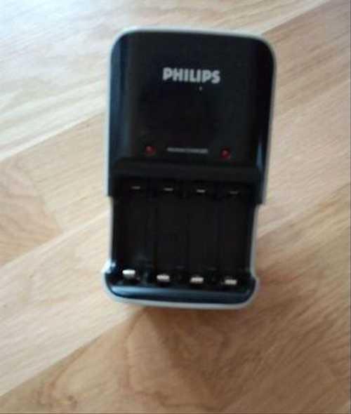 Зарядное устройство Philips MultiLife SCB2025NB