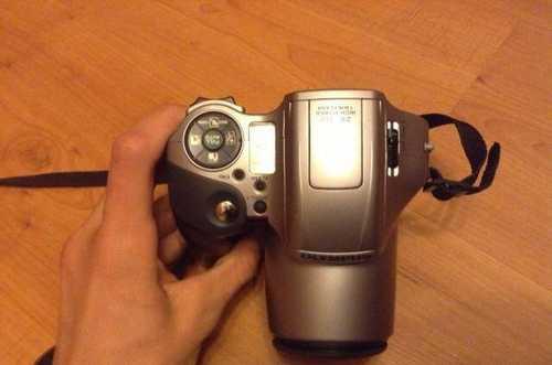 Фотоаппарат зеркальный пленочный Olympus IS-200