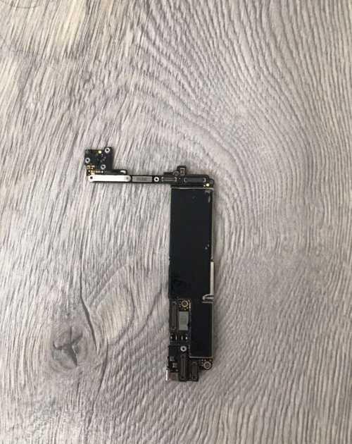 iPhone 7/256 материнская плата