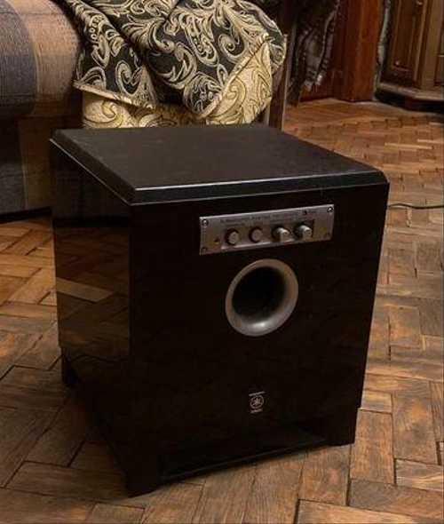 Сабвуфер Yamaha YST-SW015