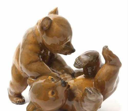 Фарфоровая фигура "Играющие медведи". Rosenthal