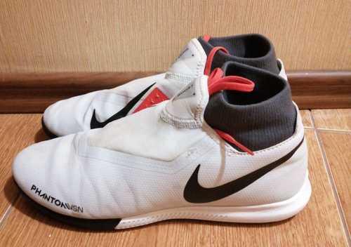 Футзалки Nike Phantom