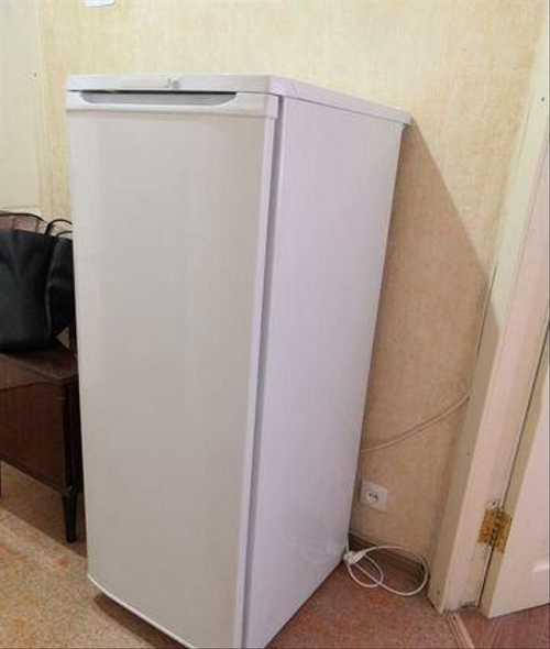 Холодильник бу бирюса111 (1 месяц)
