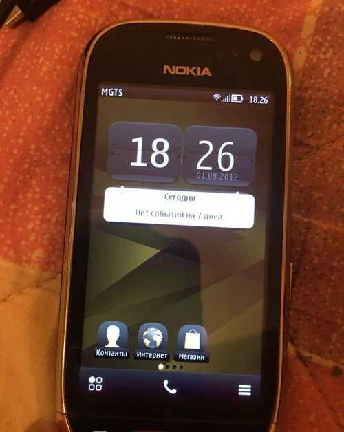 Сотовый телефон Nokia Oro