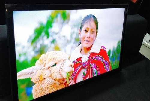 Samsung UE32F4500 Smart TV Wi-Fi DVB-T2 100GHz