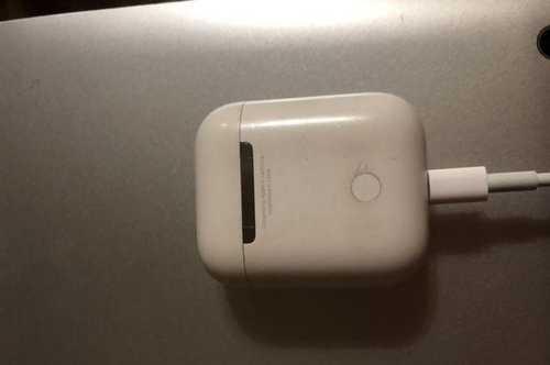 Кейс на AirPods