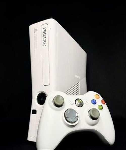Xbox 360 Slim (Прошита) Freeboot + 30 игр