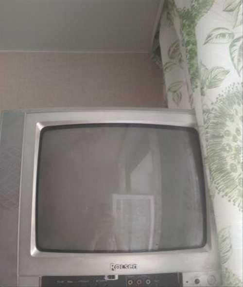 Старый цветной телевизор Rolsen