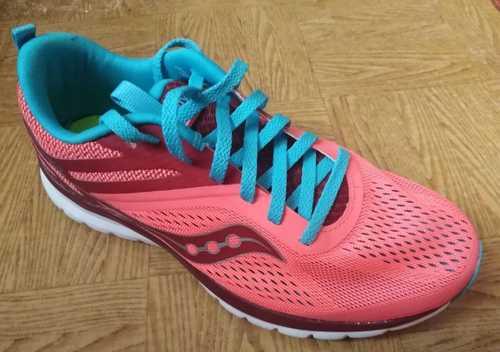 Женские кроссовки Saucony