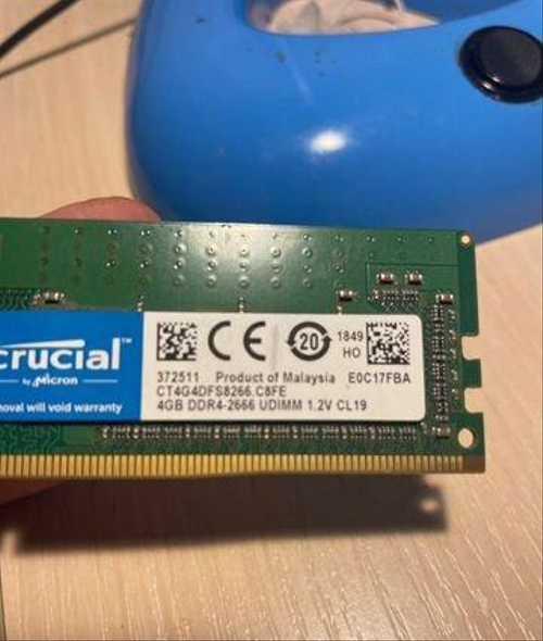 2x4GB Crucial CT4G4DFS8266 DDR4