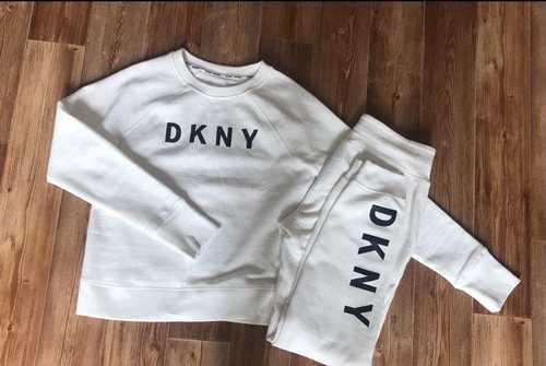 Костюм dkny белый и чёрный