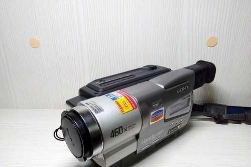 Видеокамера sony CCD-TR718E + кофр, видеокассеты