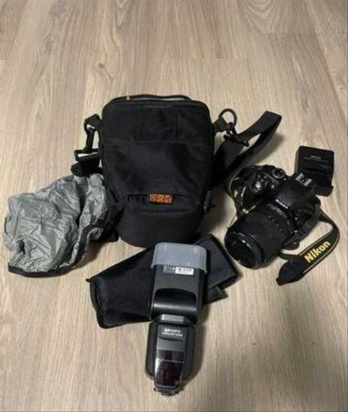 Зеркальный фотоаппарат Nikon D3300 KIT (комплект)