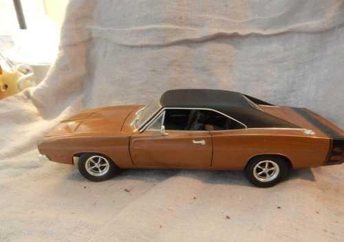 Dodge charger 1969 HOT wheels mattel 1 18