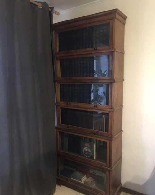 Книжный шкаф старинный антикварный