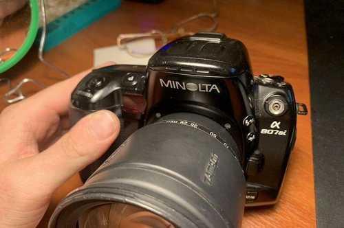 Зеркальный фотоаппарат Minolta