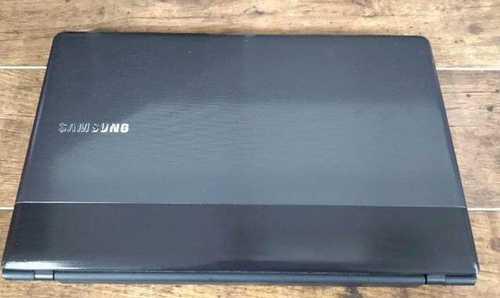 Ноутбук Samsung np300e5c Core i5