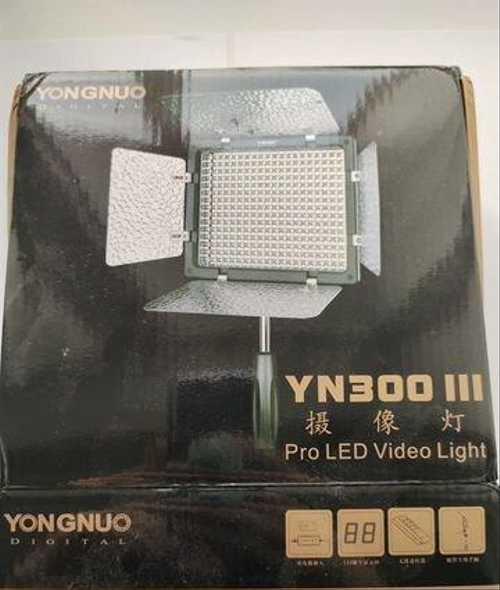 Видеосвет Yongnuo YN300 III со штативом