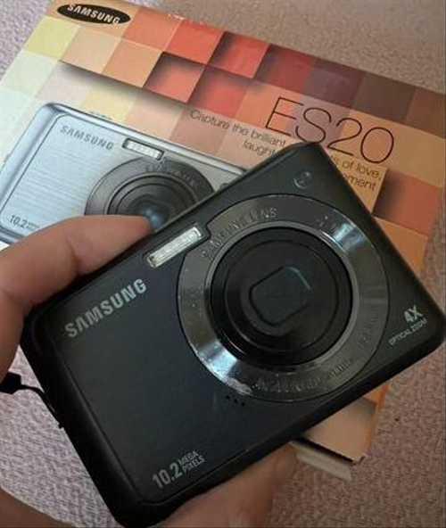 Цифровой фотоаппарат Samsung ES20