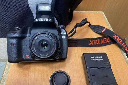 Зеркальный фотоаппарат Pentax K10D + da 40mm/2.8