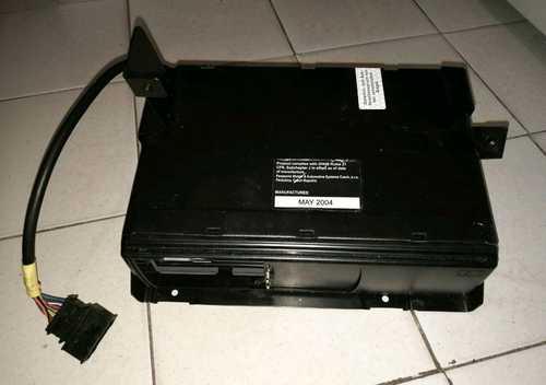 CD changer Volkswagen 1j6 035 111