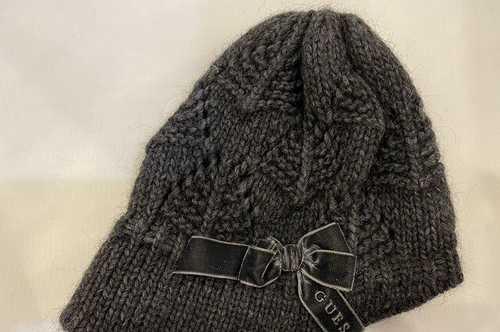 Шапка серая вязаная Guess
