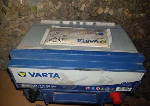 Аккумулятор Varta Blue Dunamic E11