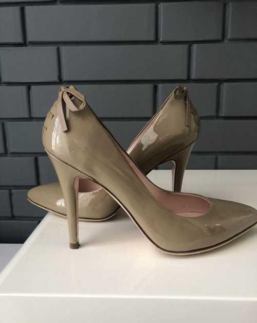 Туфли-лодочки Red Valentino