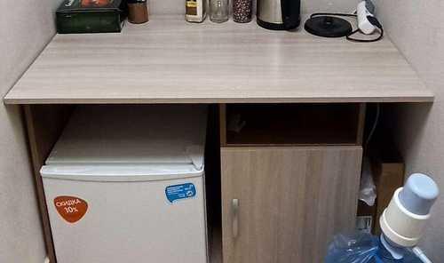 Холодильник Dexp TF050D и стол