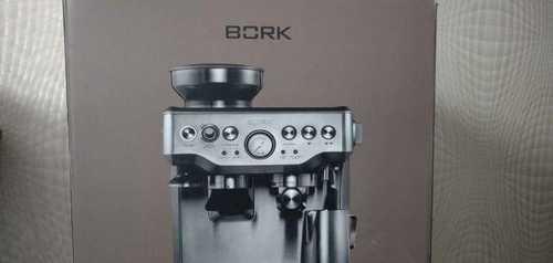 Кофемашина Bork c804
