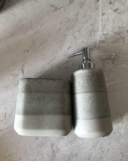 Аксессуары для ванной дозатор и подставка для зубн
