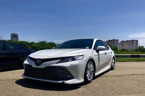 Лобовое стекло toyota camry