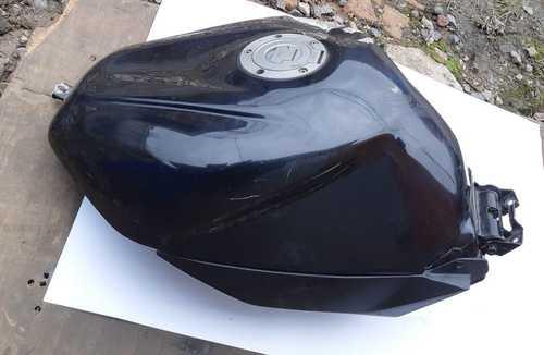 Бензобак + бензонасос Yamaha YZF-R1 2002-2003
