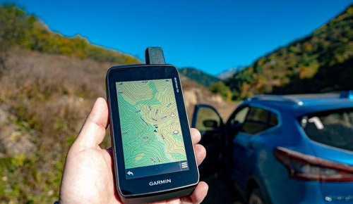 Навигатор Garmin montana 700