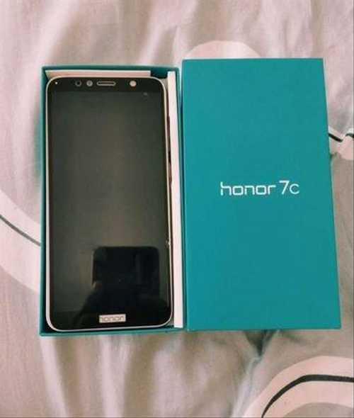 Телефон honor 7с