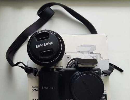 Фотоаппарат Samsung NX200