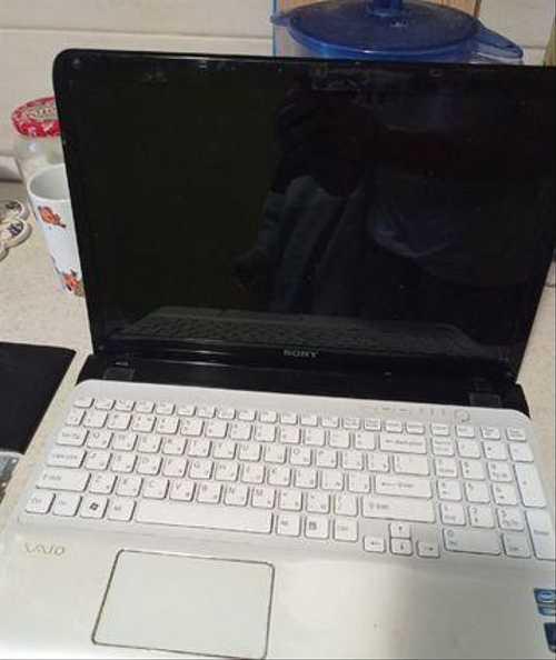 Ноутбук sony vaio SVE 151D11V