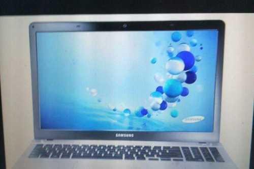 Ноутбук Samsung ativ Book 2 270E5E (Core i5)