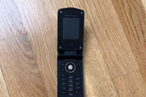 Телефон sony ericsson z555i