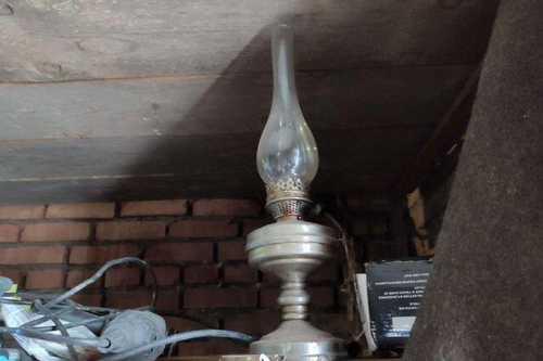 Лампа керасиновая