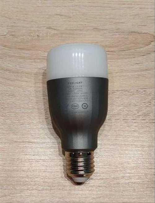 Лампочка xiaomi yeelight smart LED bulb (color)