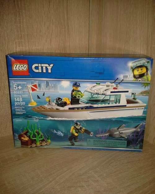 Конструктор lego City 60221 Яхта для дайвинга