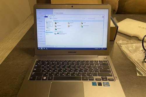 Ультракомпактный ноутбук 13,3" Samsung 530U3B