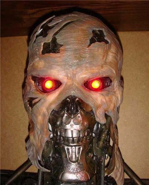 Terminator T-600 Life-Size Bust Ruber Skin